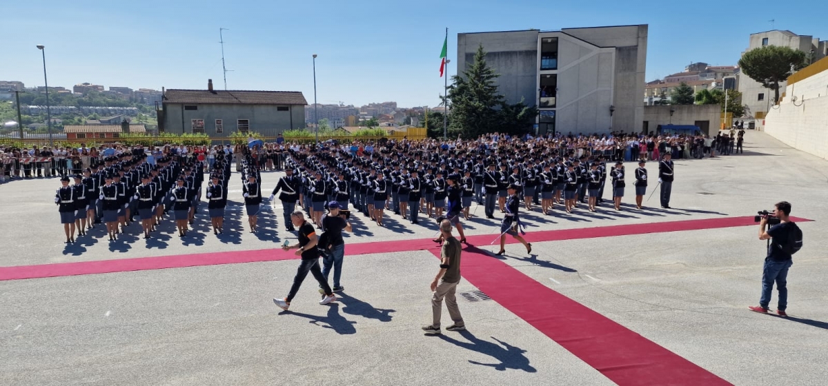 Campobasso: Cerimonia di Giuramento del 216° Corso Allievi Agenti della Polizia di Stato.L ...